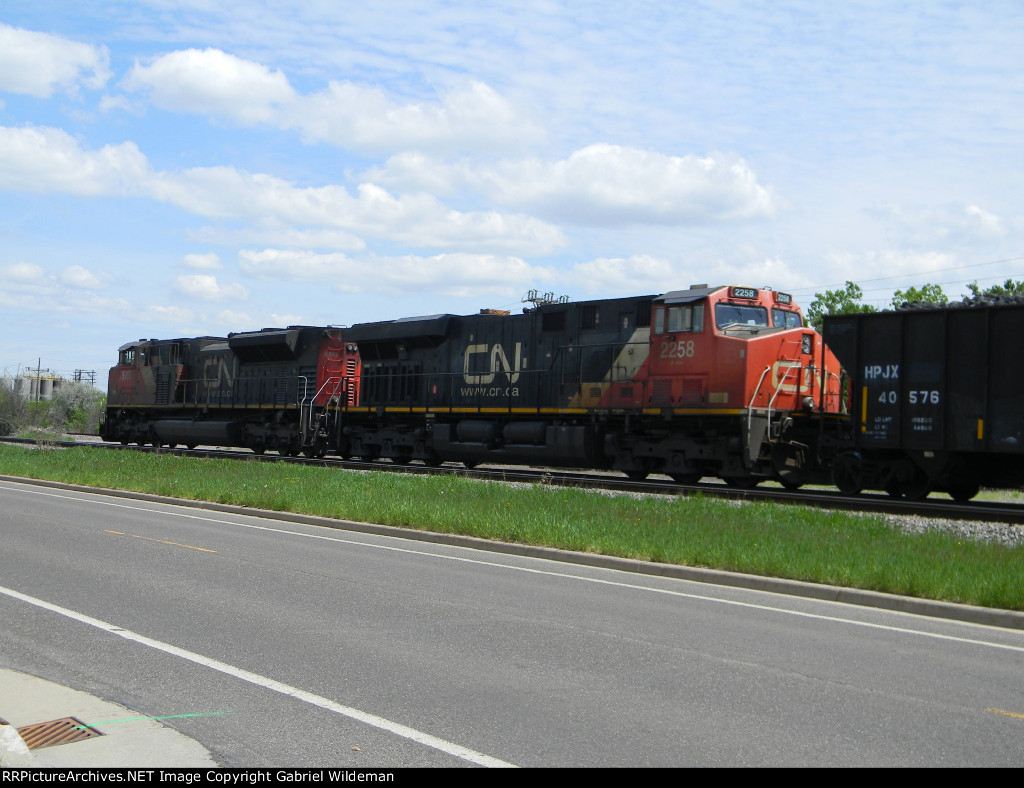 CN 2258 & CN 8915